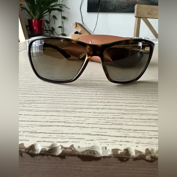 Ray-Ban | Accessories | Rayban Sunglasses Unisex | Poshmark